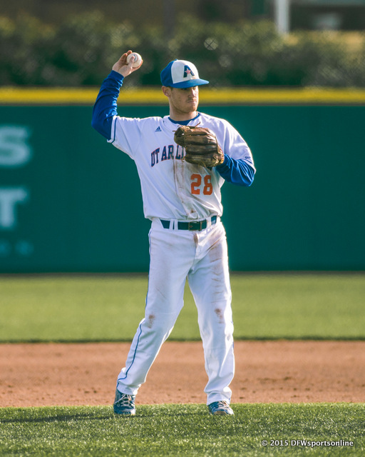 UTA Baseball Season Ends | DFWsportsonline